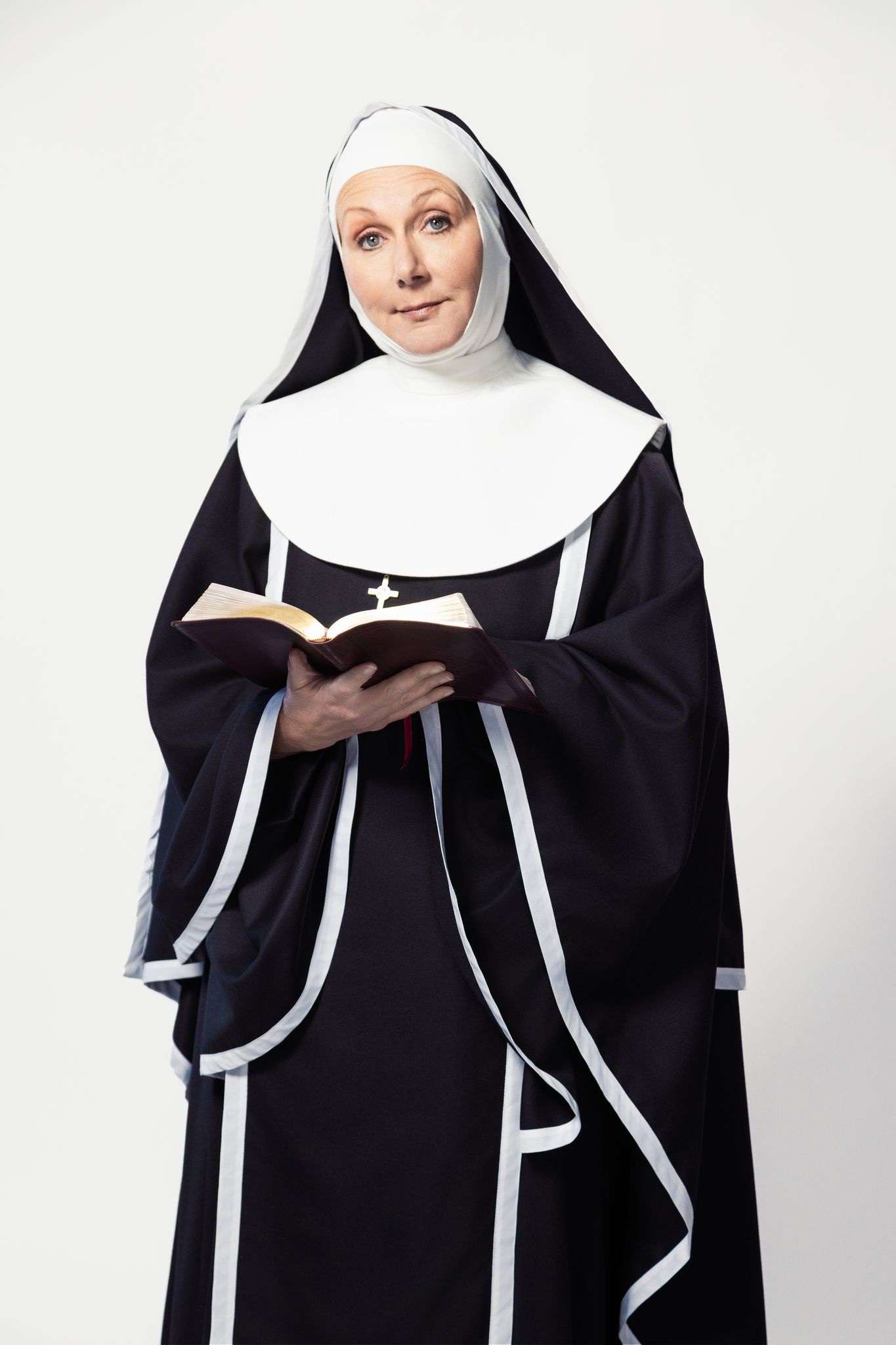 Corrie star Sue Cleaver has a new habit…playing Mother Superior in ...