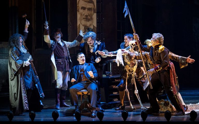REVIEW: Martin Dreyer’s verdict on Opera North in Ruddigore, Leeds ...