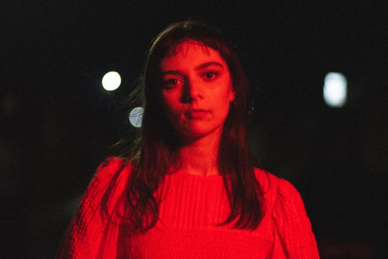 Melbourne singer-songwriter Riley Catherall plays at Rise@Bluebird ...