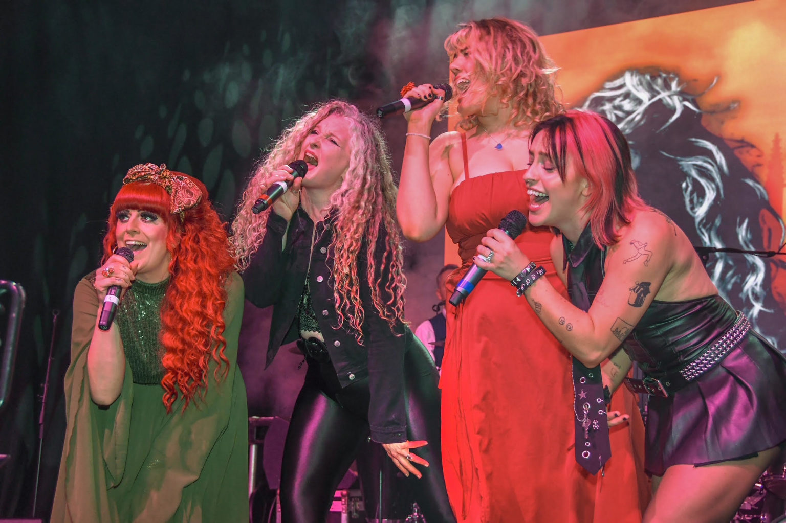 10 Decade Choir – charleshutchpress